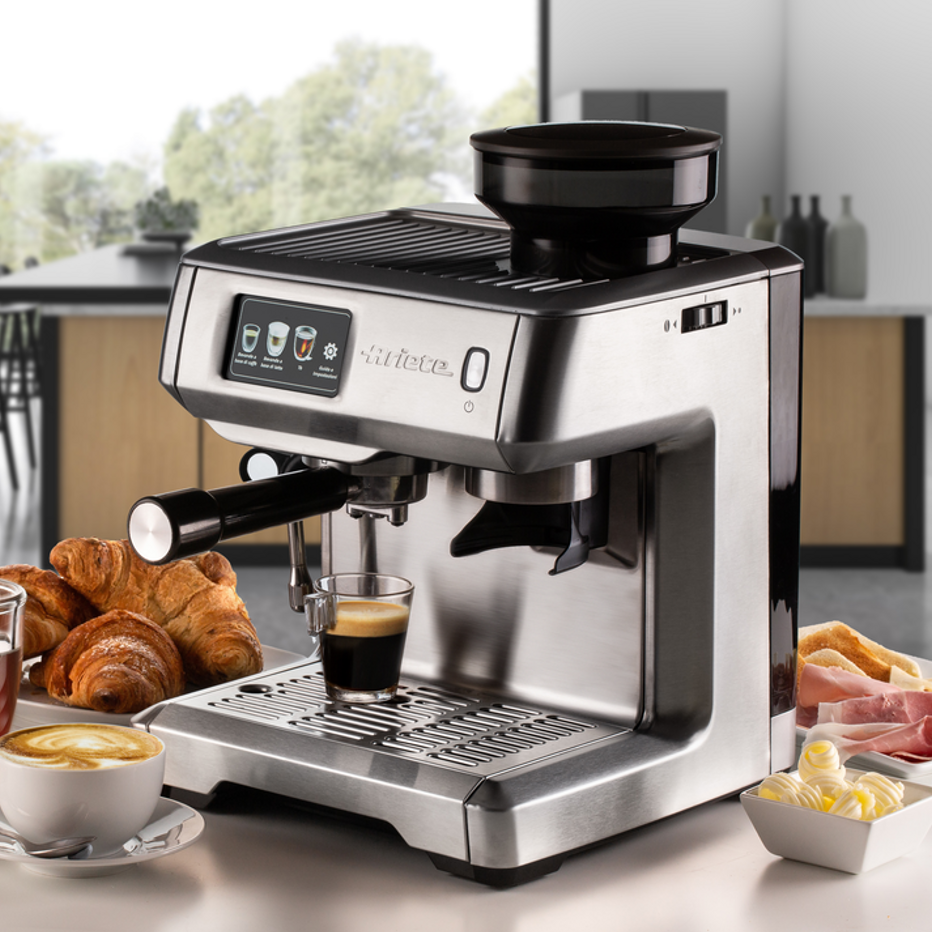 Cafetera Semiautomatica Digital Espresso ARIETE – Kitchen Center Perú